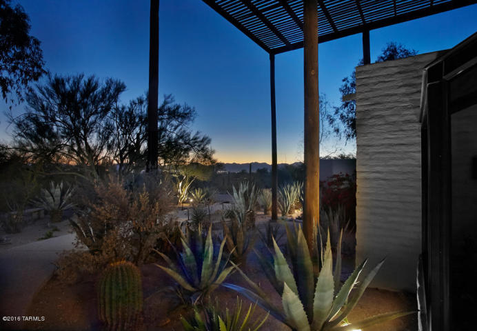 “The Ramada House“ a design by Tucson architect Judith Chafee 15 ...